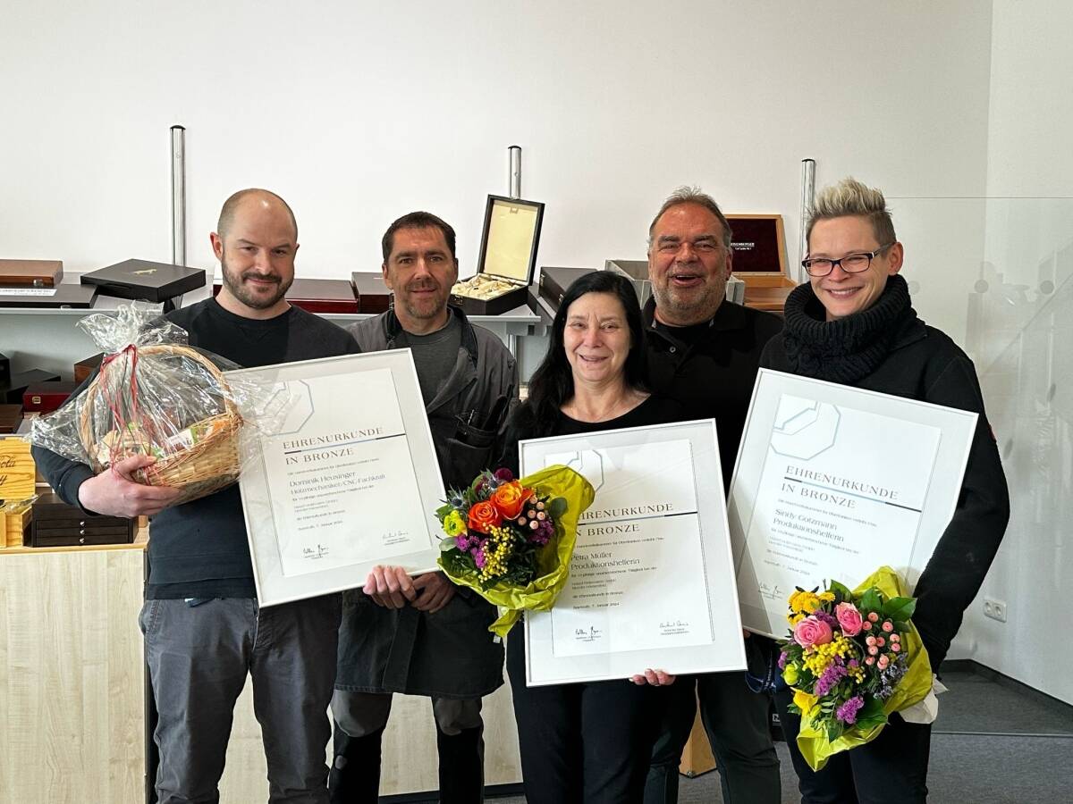 10 Jähriges Betriebsjubiläum - Hatzel Holzwaren GmbH